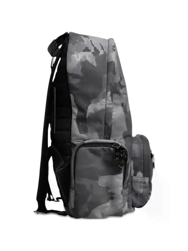 Dolce & Gabbana Camouflage Print Logo Plaque Backpack
