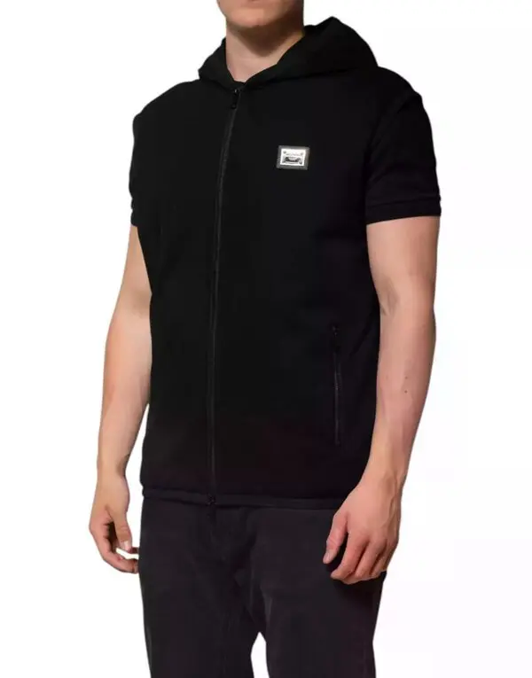 Dolce & Gabbana Sleeveless Logo Plaque Hoodie
