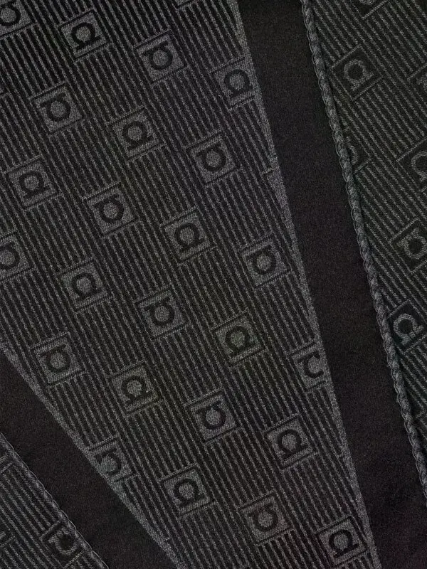 FERRAGAMO Diamond Scarf