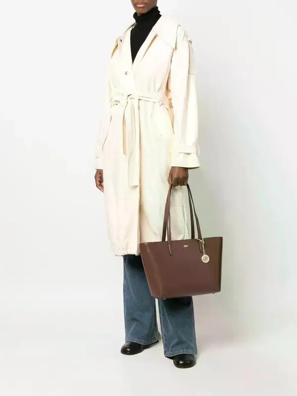 Dkny Leather Tote Bag With Logo Plaque