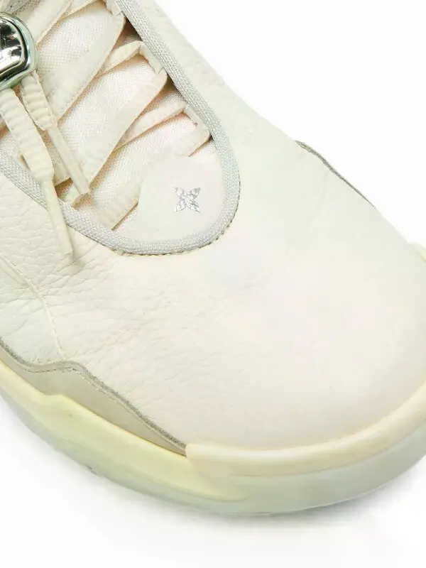 LOUIS VUITTON Trainer Sneakers