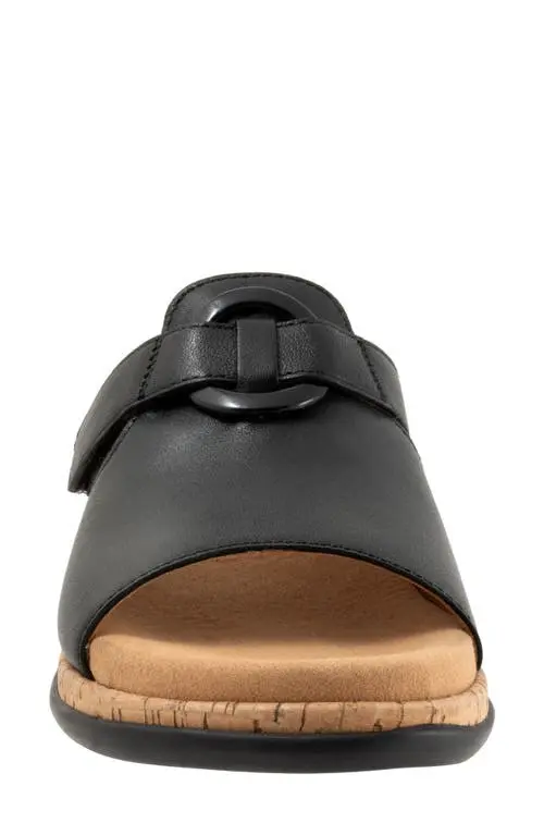 Trotters Ginnie Platform Wedge Slide Sandal - Black