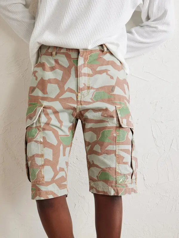 CHERRY LOS ANGELES Wide-leg Camouflage Cargo Shorts
