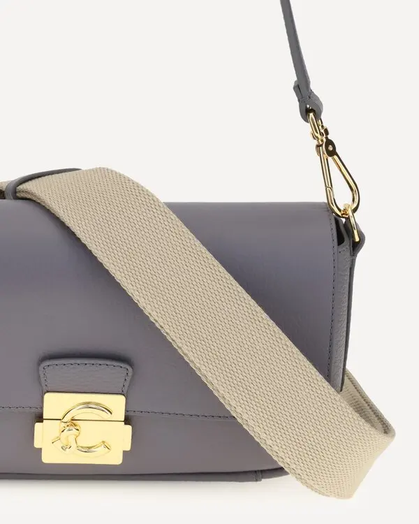 COCCINELLE C-me Lock Medium Shoulder Bag In Grained Leather - Light Blue