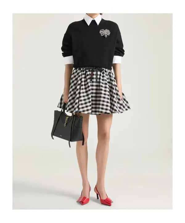 Givenchy Wool And Cotton Sweater With Embroidered Bow