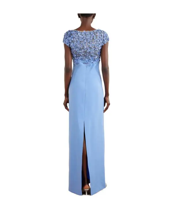 Oscar De La Renta Embellished Gown