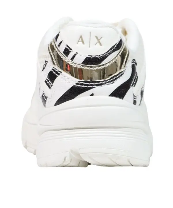 Armani Exchange Round-toe Lace-up Sneakers