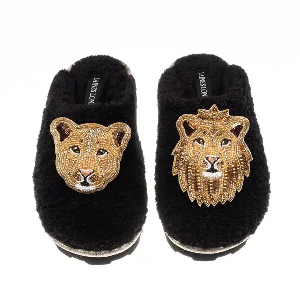 LAINES LONDON Teddy Closed Toe Slippers With Lion & Lioness Brooches - Black