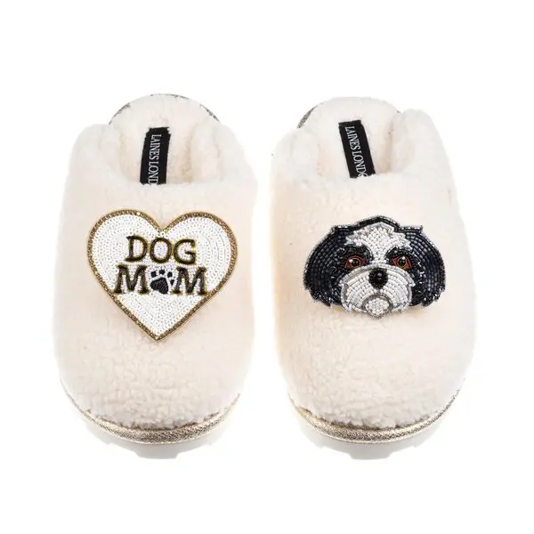 LAINES LONDON Neutrals / Teddy Closed Toe Slippers With Dog Mum / Mom & Black & Shih Tzu Brooches Cream - White