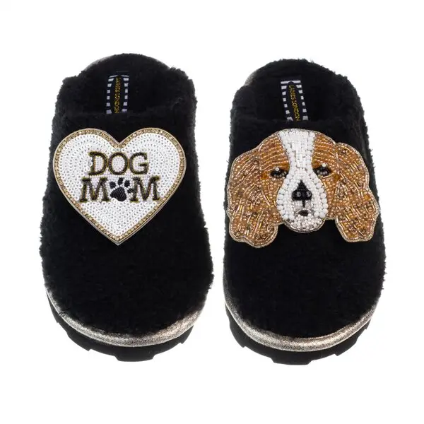 LAINES LONDON Teddy Closed Toe Slippers With Lady The Cavalier & Dog Mum / Mom Brooches - Black