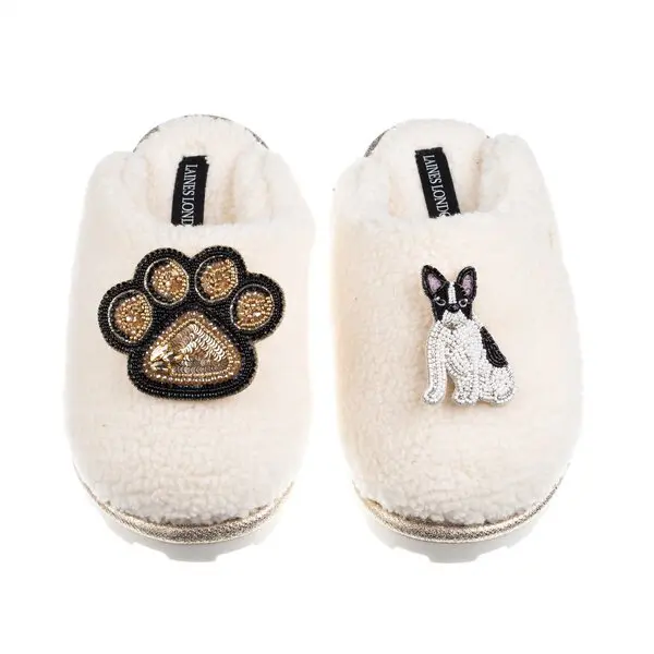 LAINES LONDON Neutrals / Teddy Closed Toe Slippers With Paw & Black & Sitting French Bulldog Brooch Cream - White