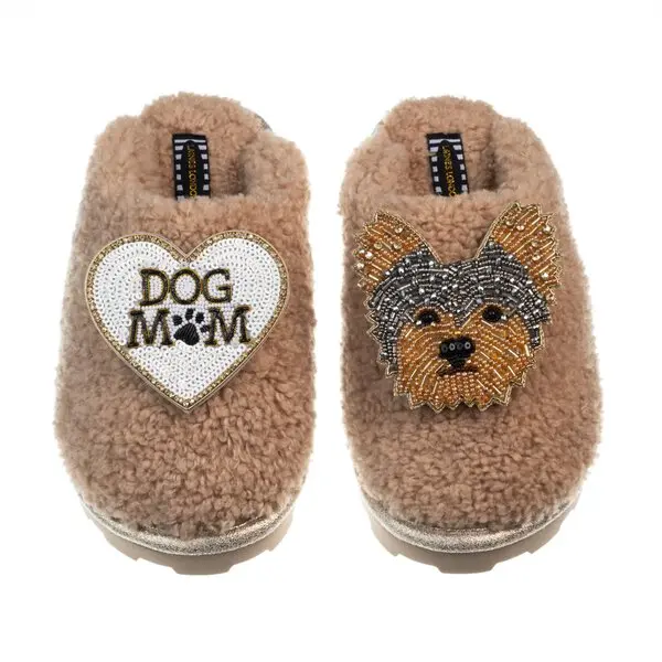 LAINES LONDON Teddy Closed Toe Slippers With Minnie The Yorkie & Dog Mum / Mom Brooches Toffee - Brown