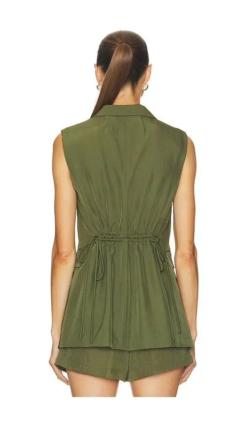 Theory 3 Button Slash Vest