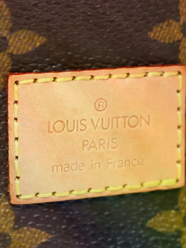LOUIS VUITTON Monogram Saumur 30 Crossbody Bag - Brown