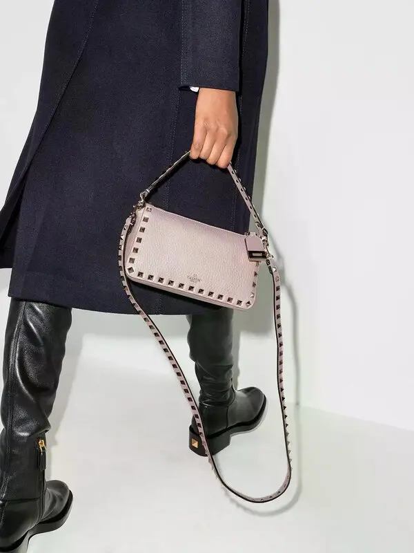 Valentino Garavani Small Rockstud Crossbody Bag - Pink