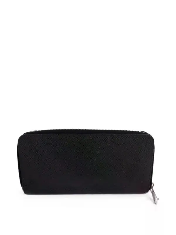 LOUIS VUITTON Taiga Zippy Vertical Wallet