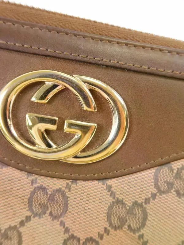 Gucci Logo-pattern Wallet