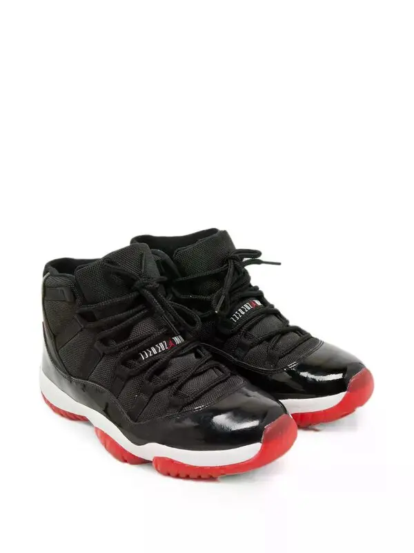 JORDAN Air 11 Retro Playoffs Sneakers