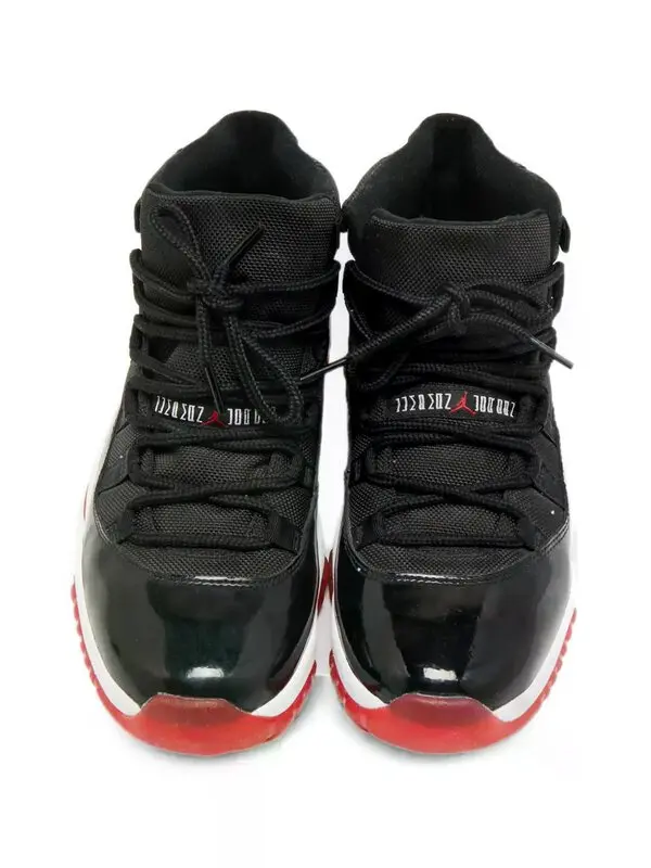 JORDAN Air 11 Retro Playoffs Sneakers