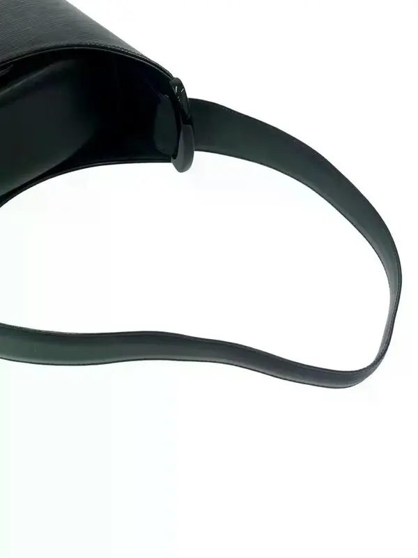 LOUIS VUITTON Epi Sac Verseau Shoulder Bag - Black