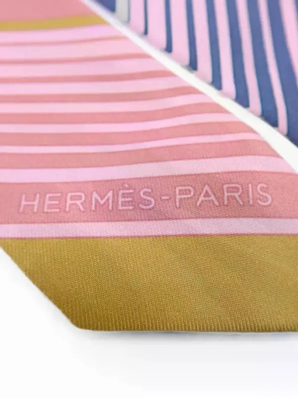 Hermès Silk Scarf - Pink