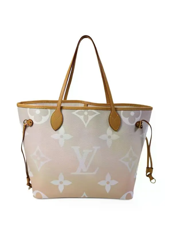 LOUIS VUITTON Monogram Giant Neverfull Tote Bag - Neutrals