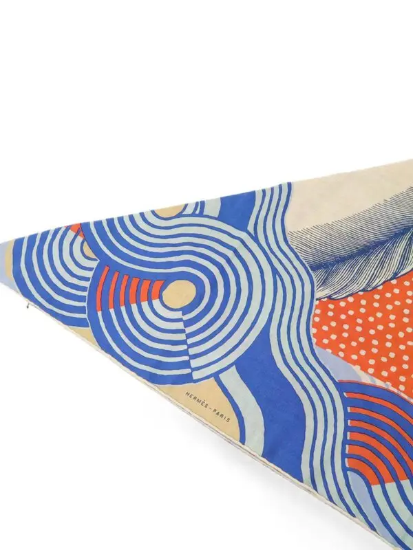 Hermès Giant Triangle Scarf