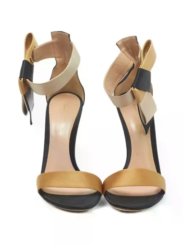 GIANVITO ROSSI Geisha Ankle Strap Sandals