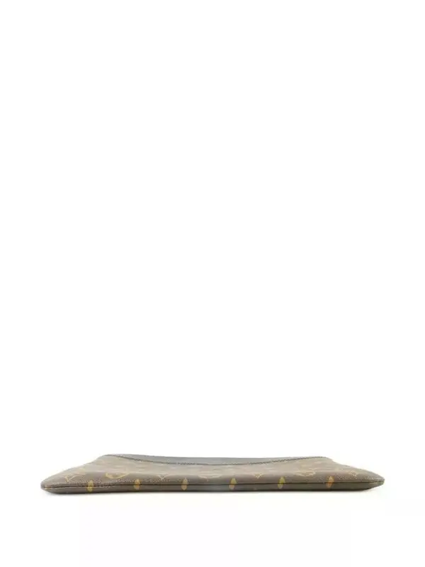 LOUIS VUITTON Monogram Clutch Bag - Brown