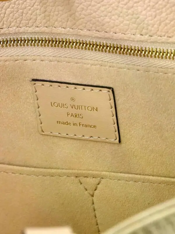 LOUIS VUITTON Monogram Empreinte Giant Mm Onthego Tote Bag