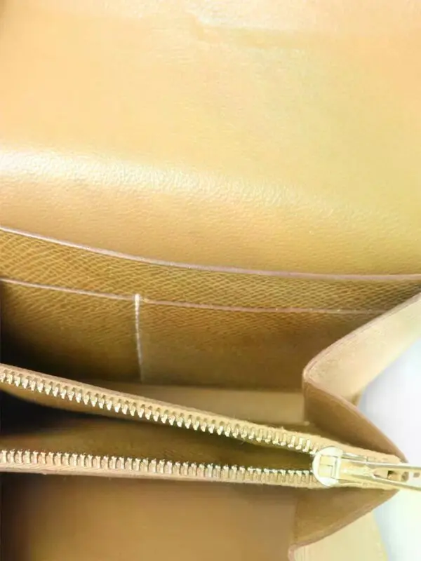 Hermès Constance Compact Leather Wallet - Neutrals