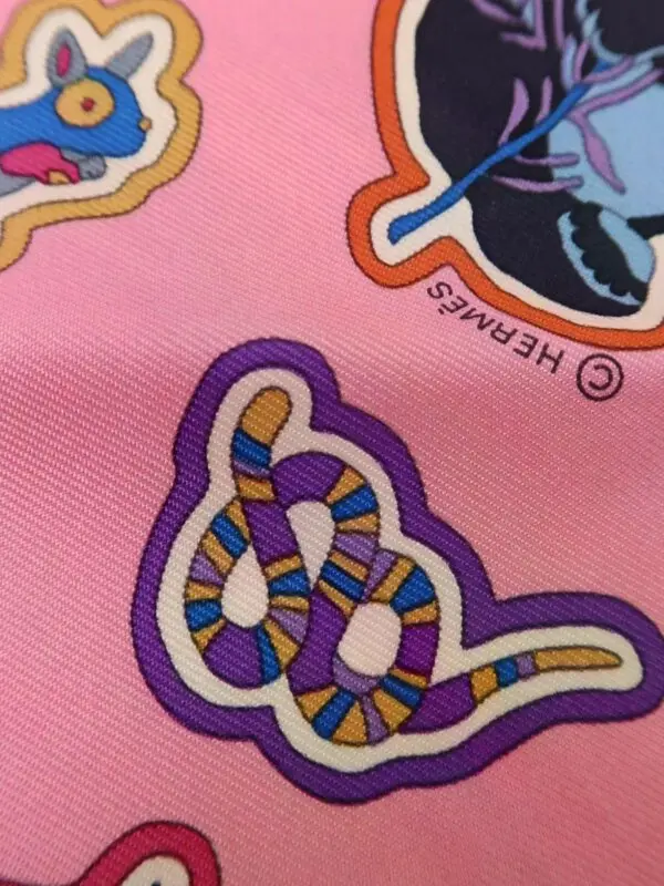 Hermès Animal-print Scarf - Pink