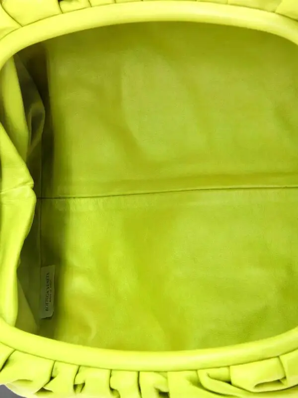 Bottega Veneta The Pouch Clutch Bag - Green