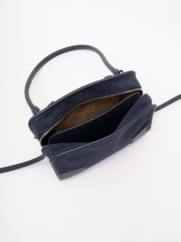 Loewe Amazona 180 Small Bag