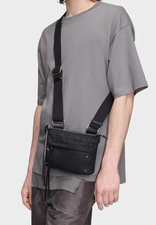 MAISON MARGIELA Zip-up Cross Body Bag Bag