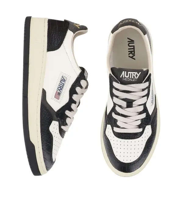 AUTRY Lace-up Low-top Sneakers