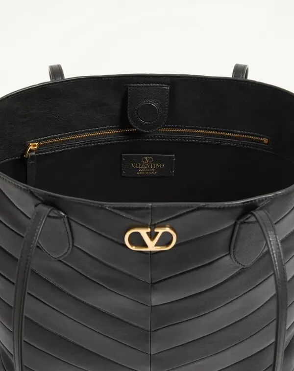 Valentino Garavani Jean Medium Shopping Bag In Nappa With Chevron Motif