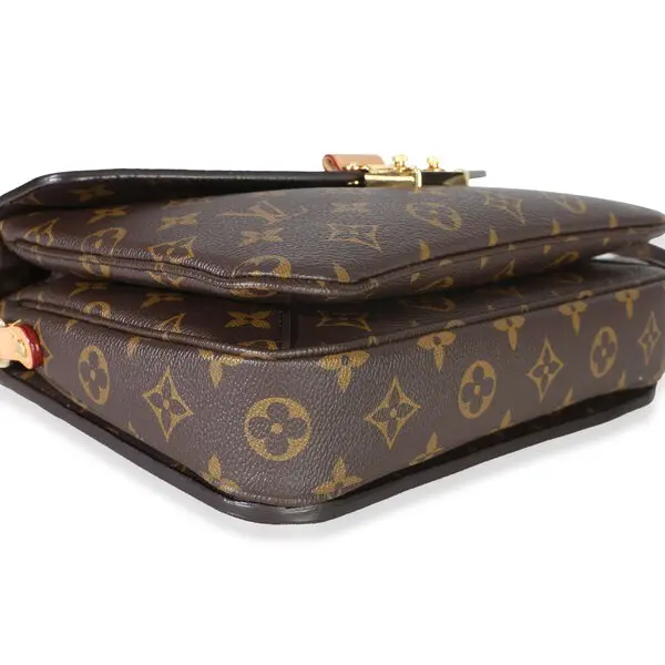 LOUIS VUITTON Monogram Canvas Pochette Metis Shoulder Bag - Brown