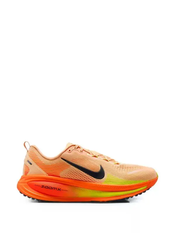 Nike Vomero 18 Sneakers
