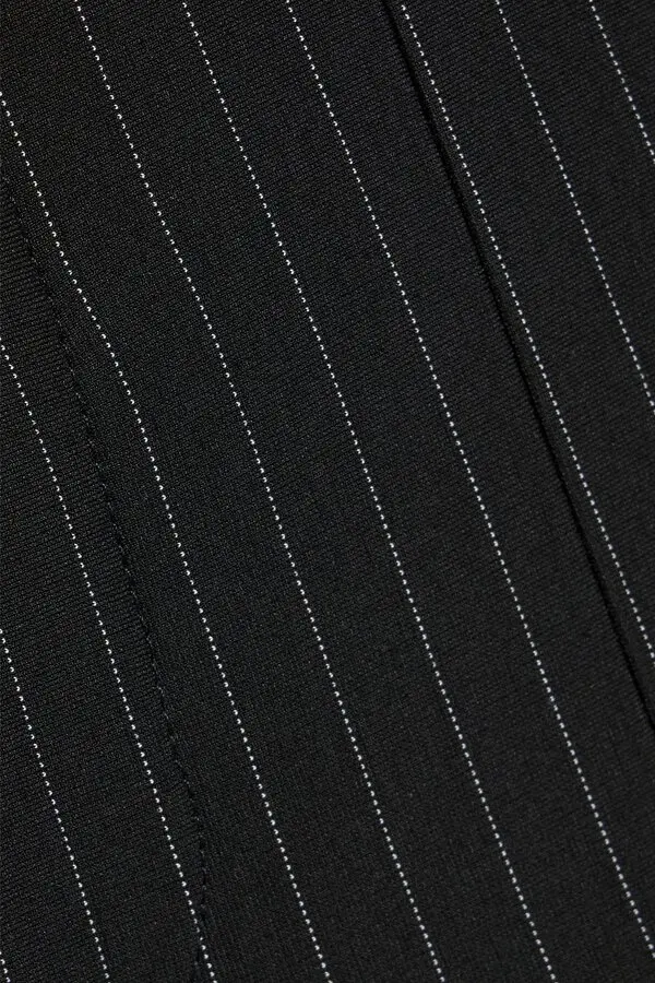 FRAME The Sleek Pinstriped Twill Straightleg Pants