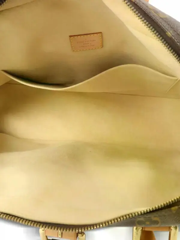 LOUIS VUITTON Gm Manhattan Monogram Canvas Tote Bag