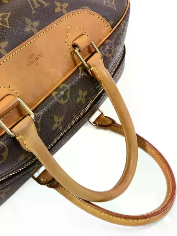 LOUIS VUITTON Deauville Monogram Duffle Bag