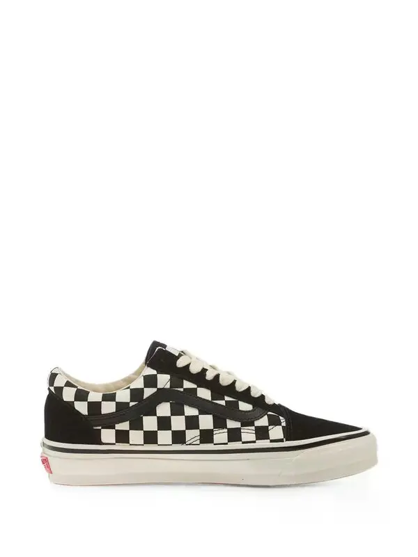 VANS Old Skool Checkered Sneakers