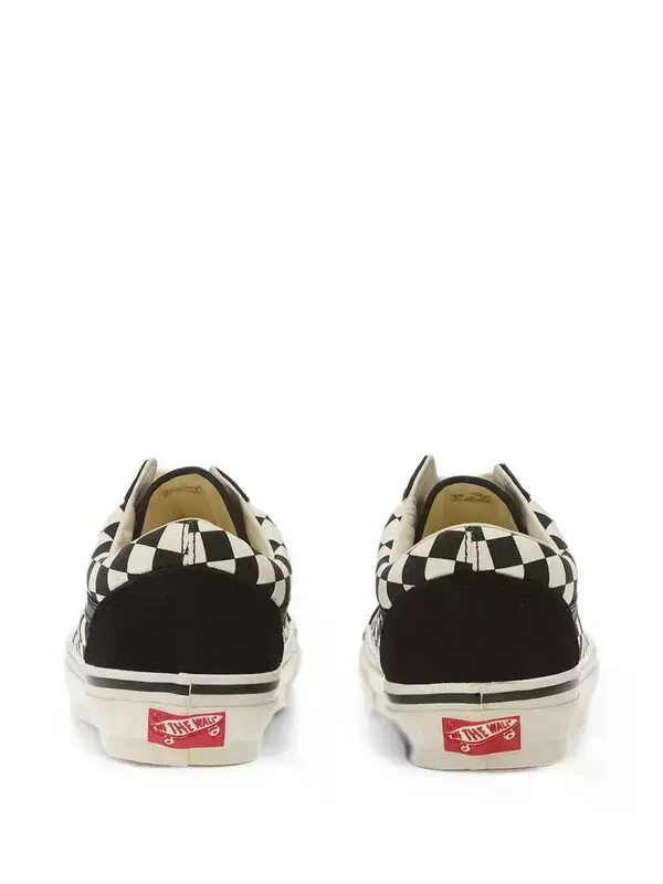 VANS Old Skool Checkered Sneakers