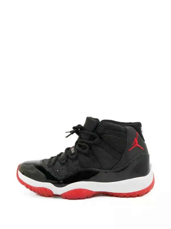 JORDAN Air 11 Retro Playoffs Sneakers