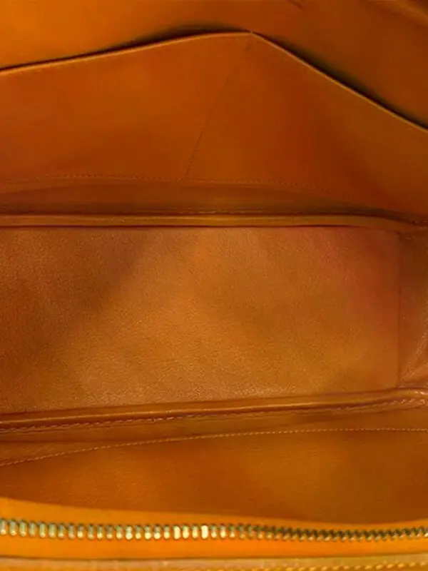 Hermès 2000-2026 Veau Madame Plume 32 Handbag