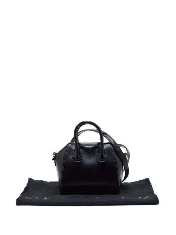 Givenchy Antigona Leather Tote Bag - Black