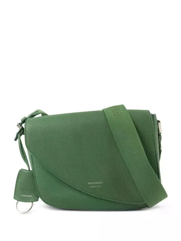 FERRAGAMO Fiamma Grained Leather Messenger Bag - Green