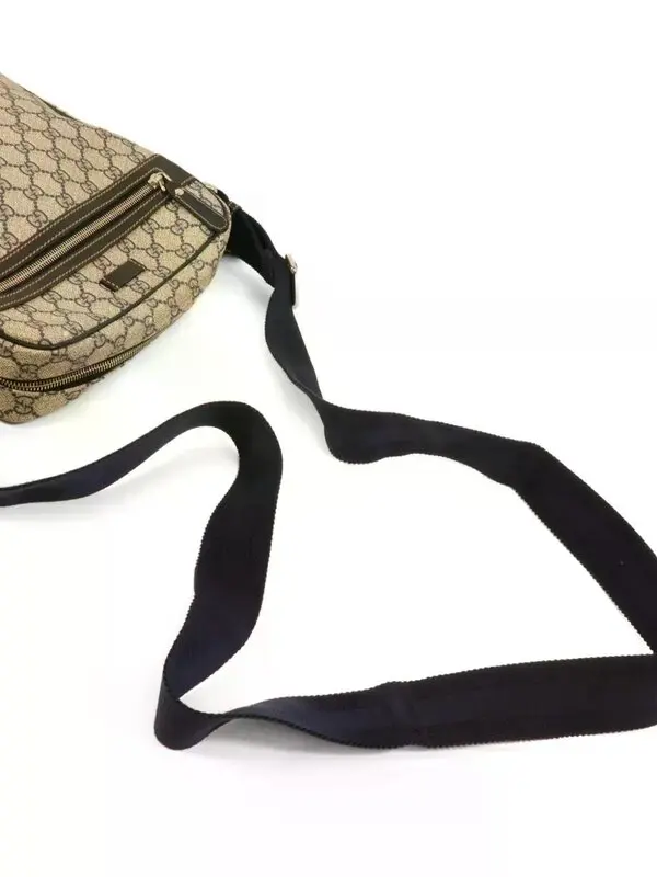 Gucci Gg Supreme Logo Patch Shoulder Bag