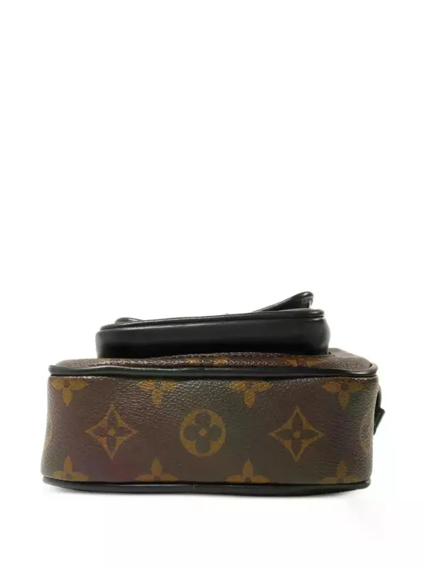 LOUIS VUITTON Christopher Shoulder Bag